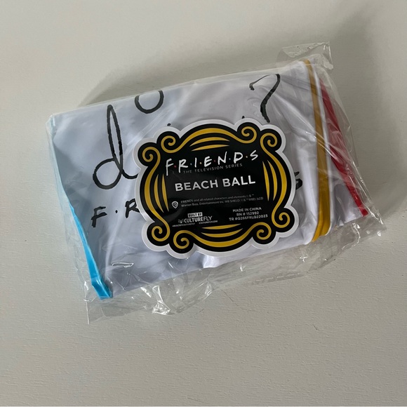 FRIENDS | Games | Nwt Friends Tv Show Inflatable Beach Ball | Poshmark